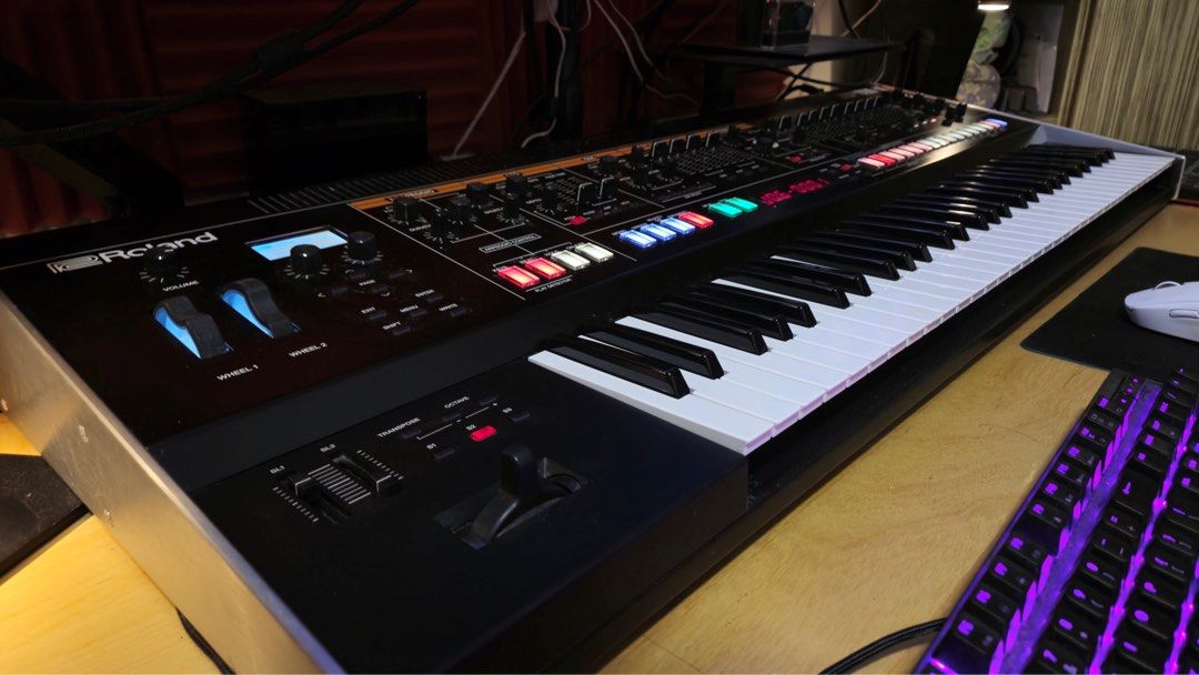 Roland Jupiter-X Synthesizer (61 Keys) with Power Supply, Hobbies & Toys, Music & Media, Musical ...