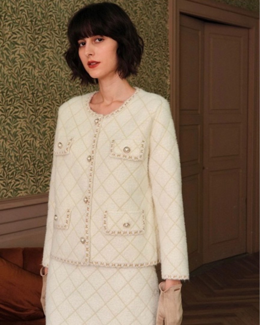 LIMITED EDITION WINTER WOOL ARGYLE WHITE CARDIGAN JACKET AND SKIRT SET ...