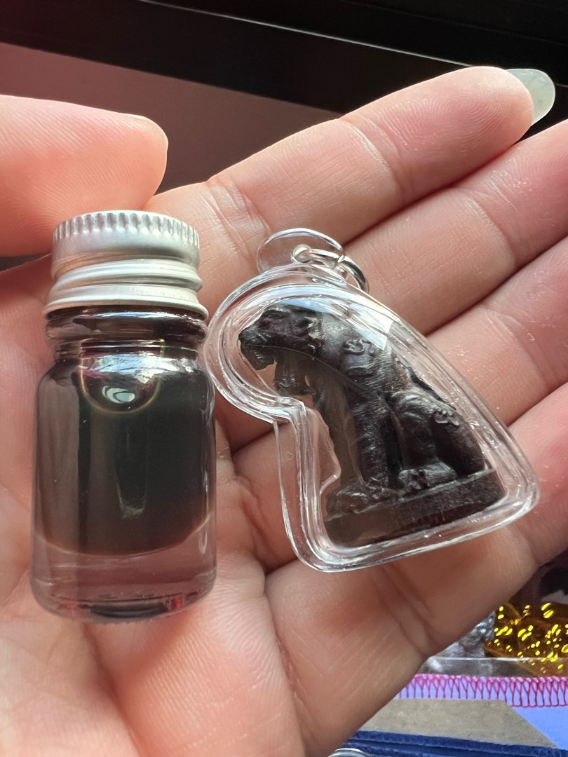 Lp Channai tiger loop lor and oil, Hobbies & Toys, Memorabilia & Collectibles, Religious Items ...