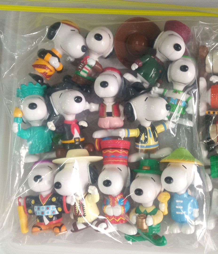 McD SNOOPY Around The World Tour 2 Set Of 23 Figures McDonalds 1999 ...
