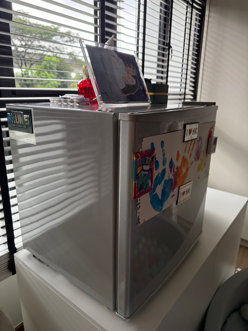 MIDEA MINI FRIDGE 45L, TV & Home Appliances, Kitchen Appliances ...
