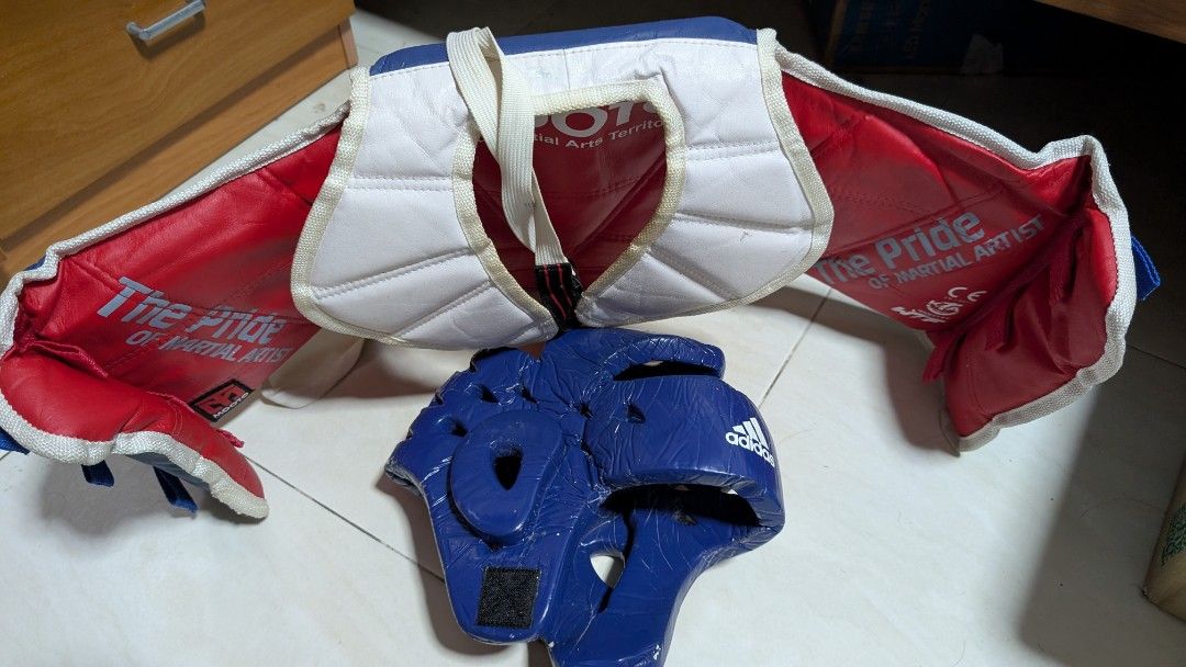 Mooto Adult Taekwondo Sparring Gear, Body and Head Protector Guard ...