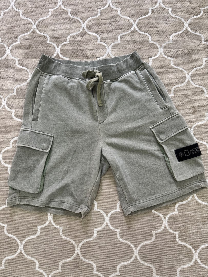 National Geographic Short Pants with Patches, Men's Fashion, Bottoms ...