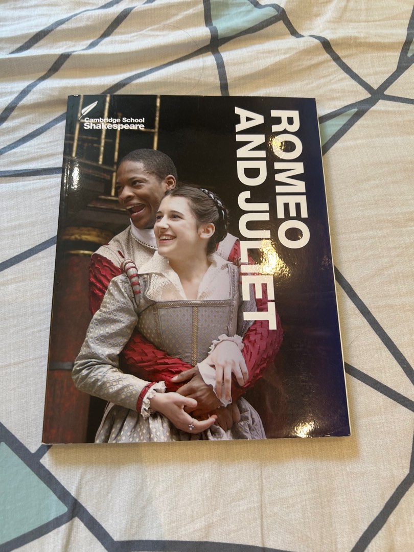 Roman and Juliet Cambridge school GCSE IB, 興趣及遊戲, 書本 & 文具, 教科書 - Carousell