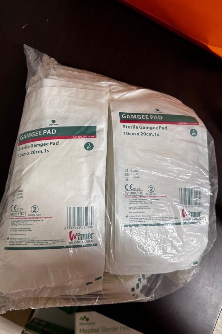 Sterile gamgee pad, Health & Nutrition, Medical Supplies & Tools on ...