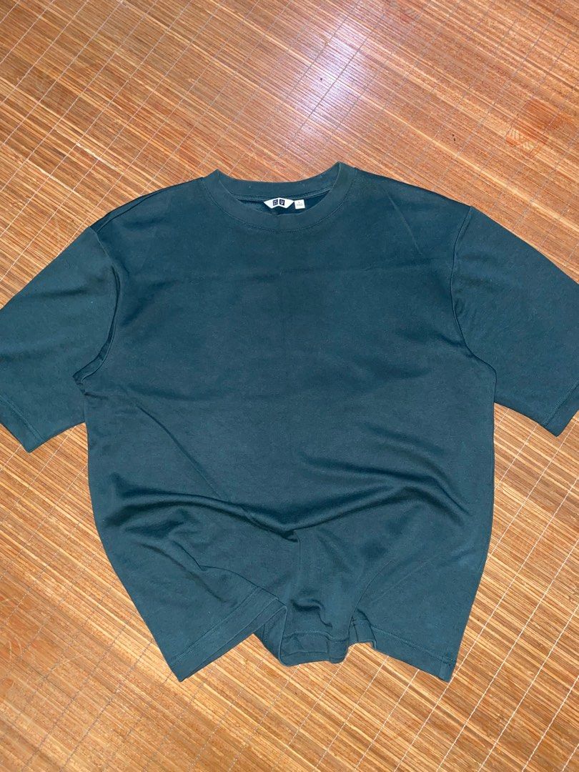 Uniqlo Airism Dark Green, Men's Fashion, Tops & Sets, Tshirts & Polo ...