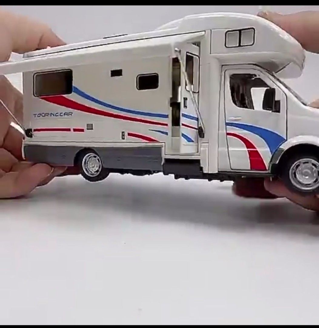 1:32 Diecast Luxury RV Recreational Vehicle Camper Van Motorhome ...