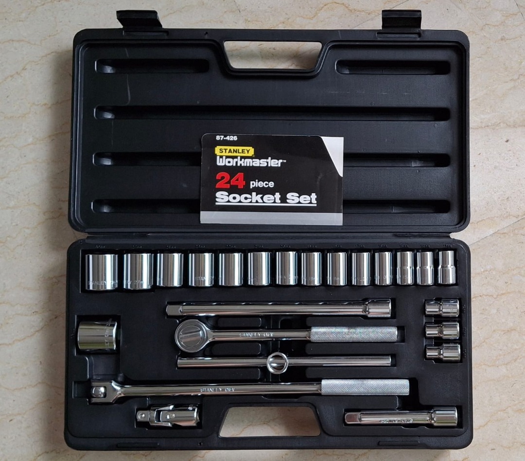 **Condition - Near NEW** 24 piece Metric Socket Set 1/2" DR Workmaster ...