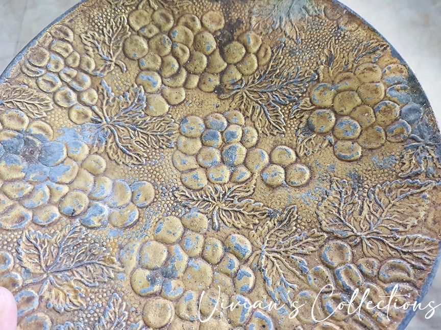 Antique Metal Embossed Grapes Design Hanging Plate Wall Decor (Super ...