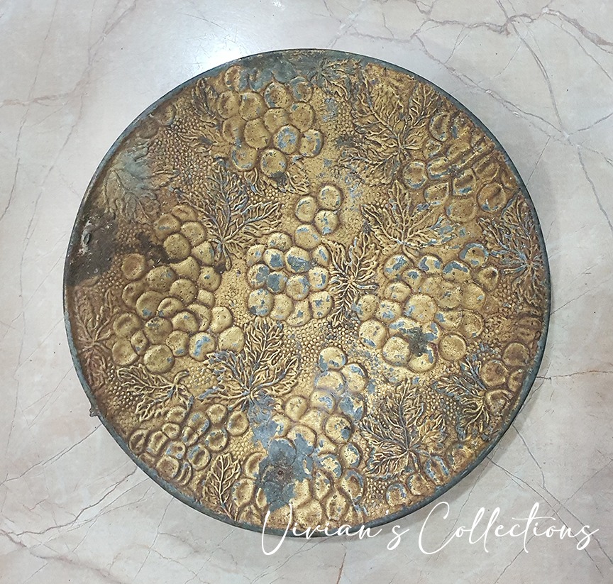 Antique Metal Embossed Grapes Design Hanging Plate Wall Decor (Super ...