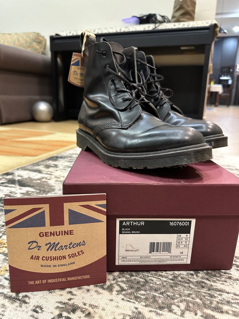 Dr Martens DocMart MIE Size 9 Black Arthur Triple Black, Men's Fashion ...