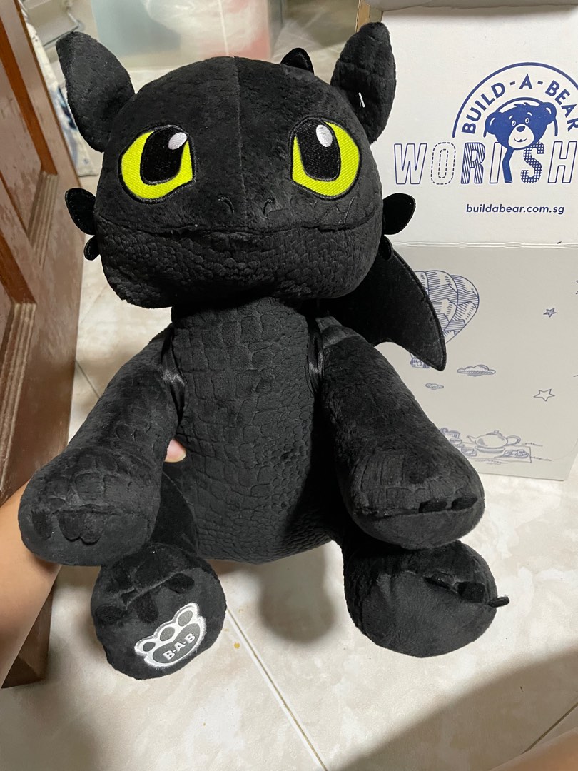 Dreamworks Toothless, Hobbies & Toys, Toys & Games on Carousell