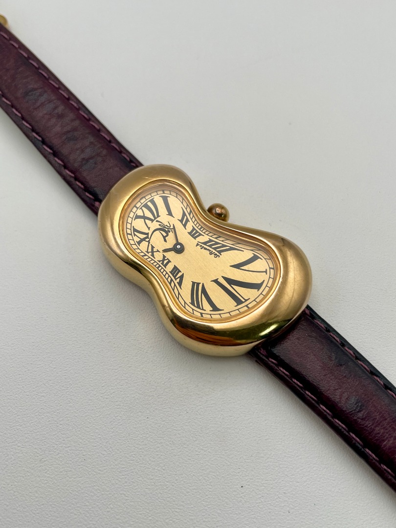 Exaequo Salvador Dali Softwatch Vintage Watch in Gold, Luxury, Watches on Carousell