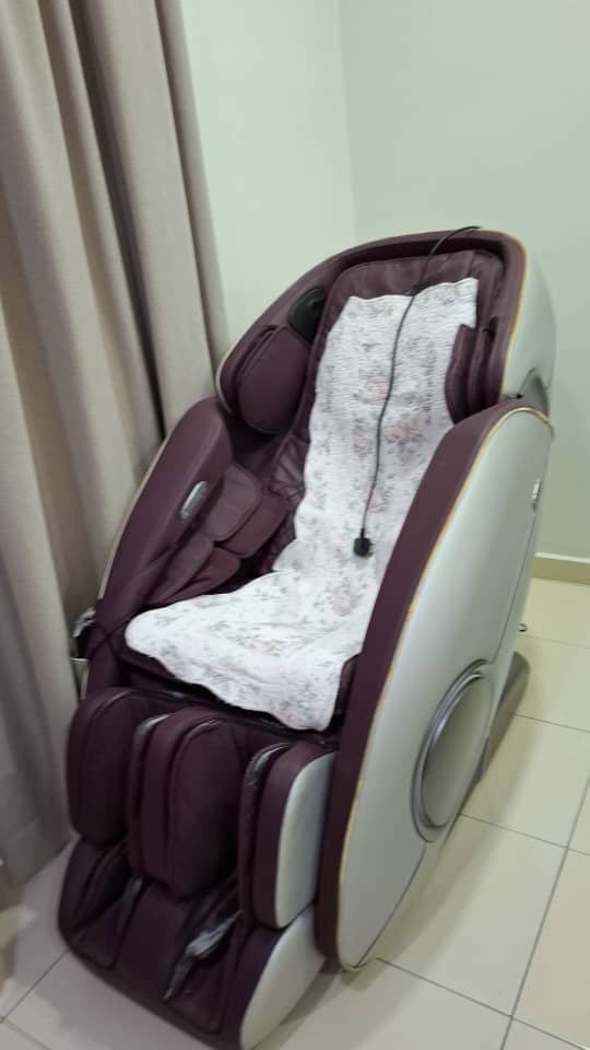 Gintell S6 Plus Super Massage Chair GT9986 [Include Delivery], Health ...