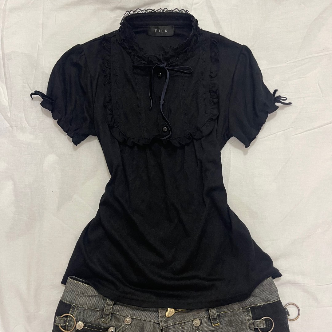 Gothic/Fatal Frame/Horror Protag Inspired Frilly Blouse, Women's ...