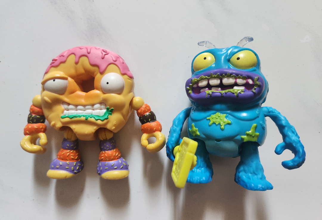 Grossery Gang Dodgey Donut , Blow Fly , Kpop Boy Band BTS Figures ...