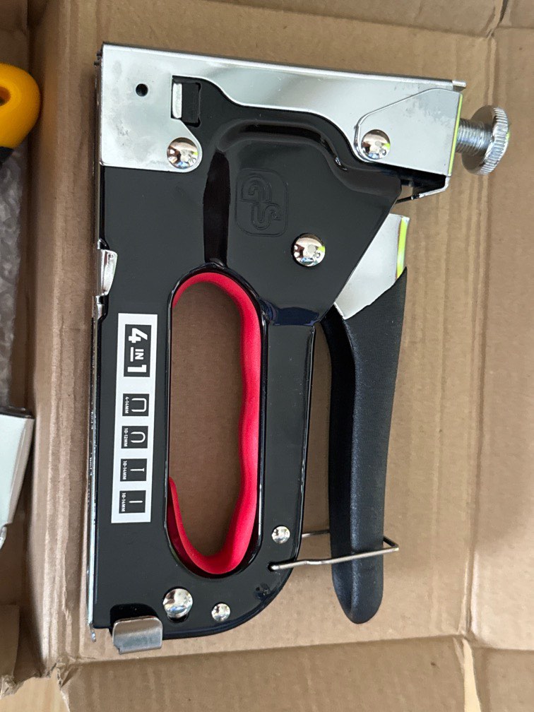 HD Stapler, TV & Home Appliances, Other Home Appliances on Carousell