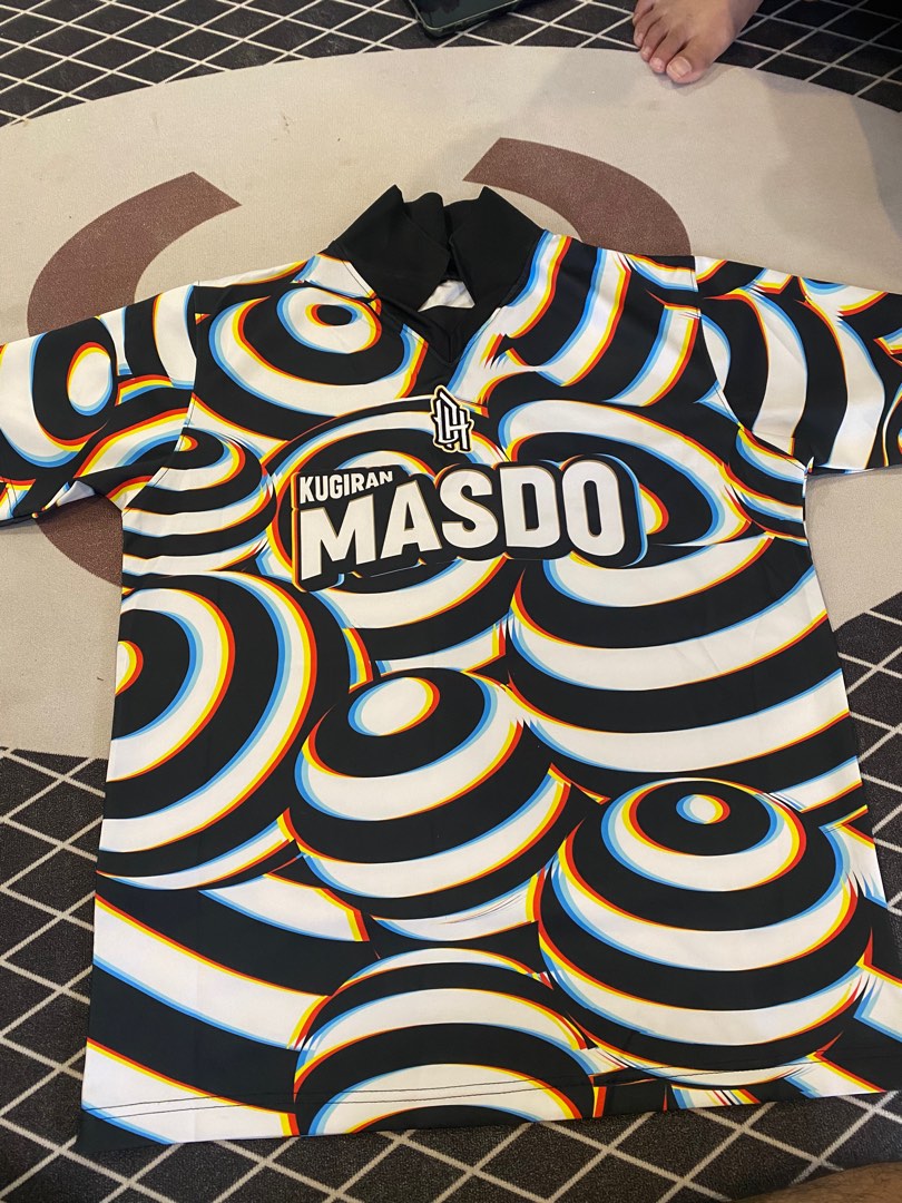 Homebois x masdo, Men's Fashion, Activewear on Carousell