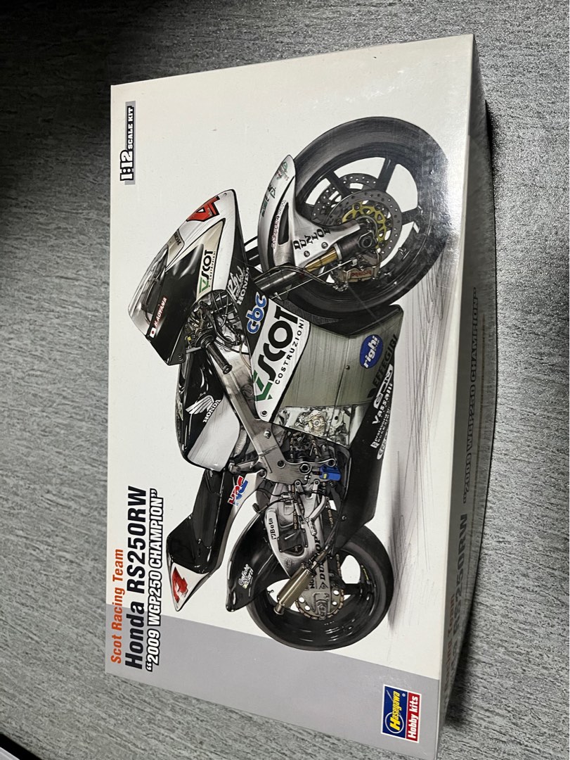 Honda RS250RW modelkit, Hobbies & Toys, Toys & Games on Carousell