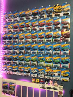 Hotwheels Rack 50 slot Hot Wheels Display Rack / Hotwheels dan Tomica ...