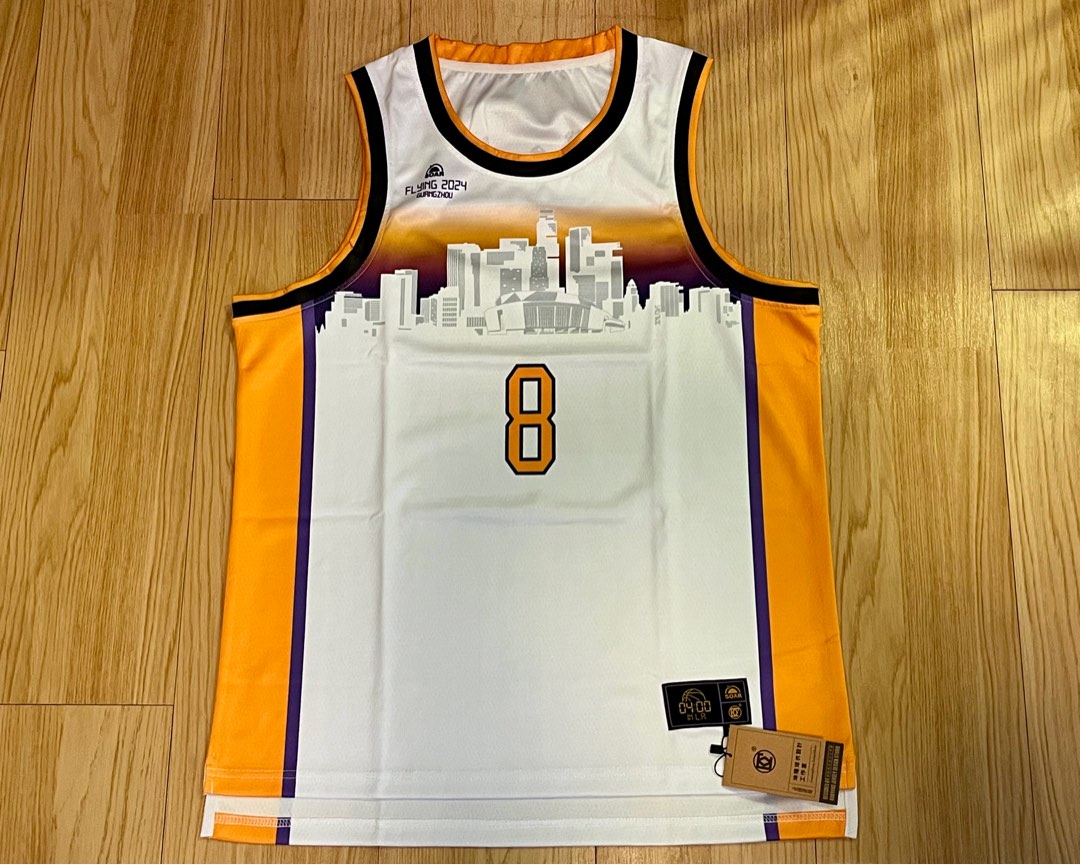 Kobe 致敬波衫 球衣 前8後24 NBA 凌晨四點, 男裝, 運動服裝 - Carousell