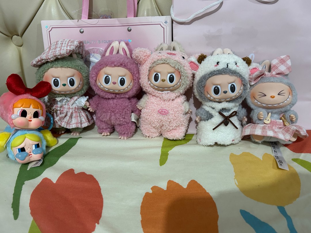 labubu asli popmart gancit, Toys & Collectibles, Lainnya di Carousell