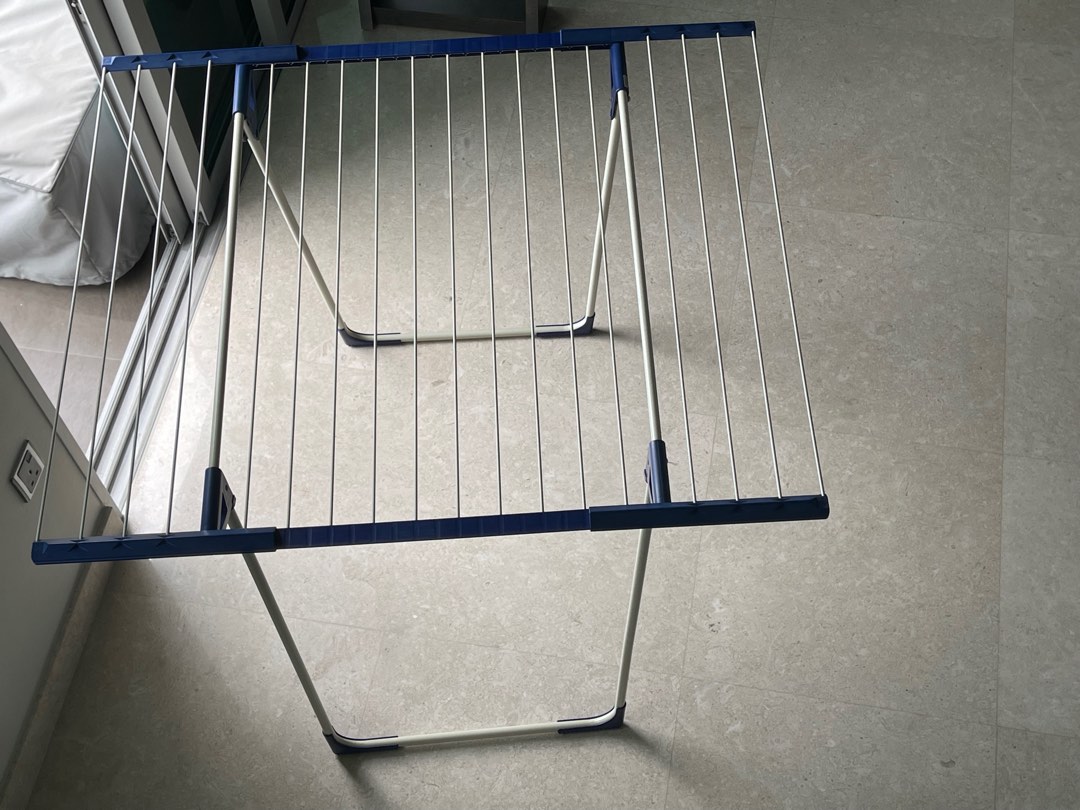 Leifheit Extendable drying rack, Furniture & Home Living, Home ...