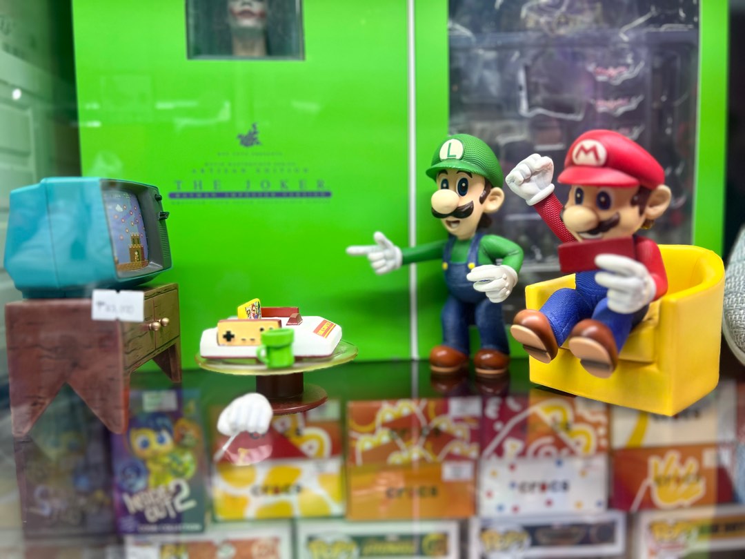 Mario & Luigi, Hobbies & Toys, Memorabilia & Collectibles, Fan ...