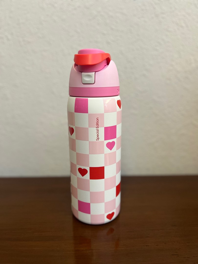 Owala Freesip Check Me Out 32oz, Furniture & Home Living, Kitchenware ...