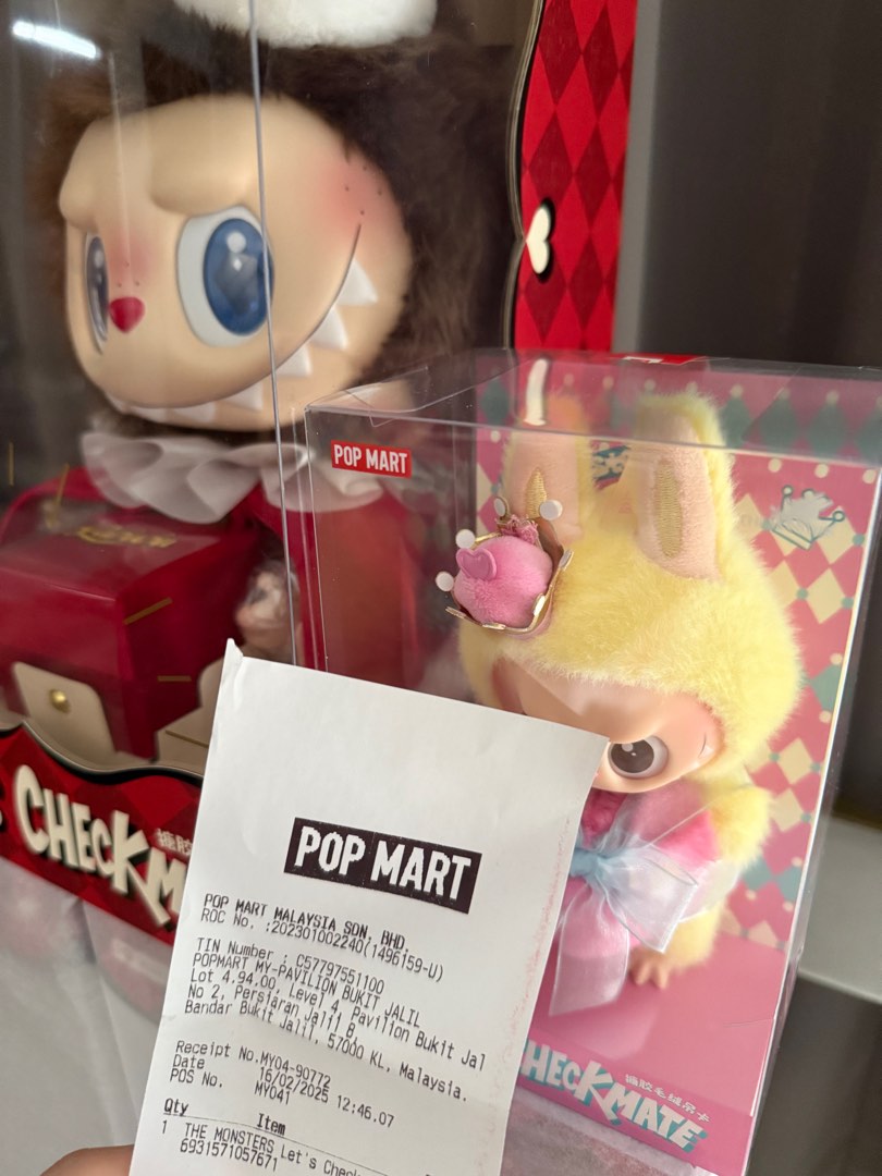 Ready stock set of 2 authentic Popmart Labubu let’s checkmate Valentine ...