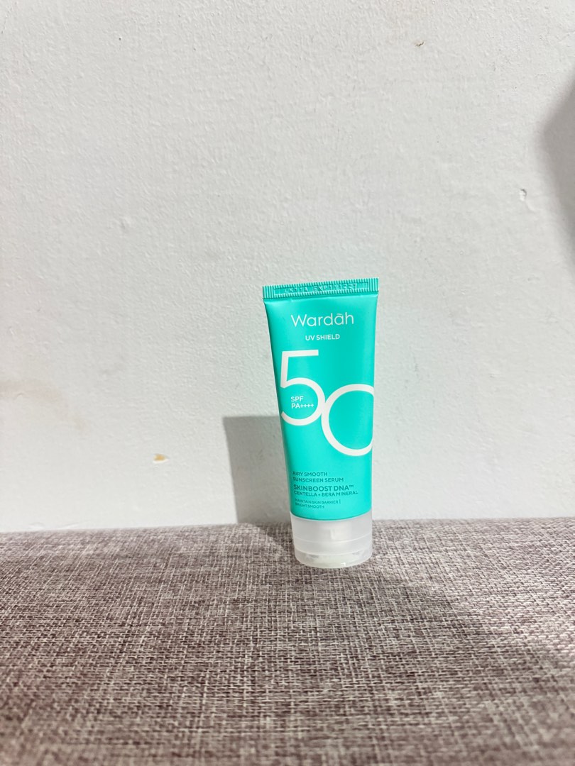 Sunscreen Wardah Acne Prone spf 50, Kesehatan & Kecantikan, Kulit ...