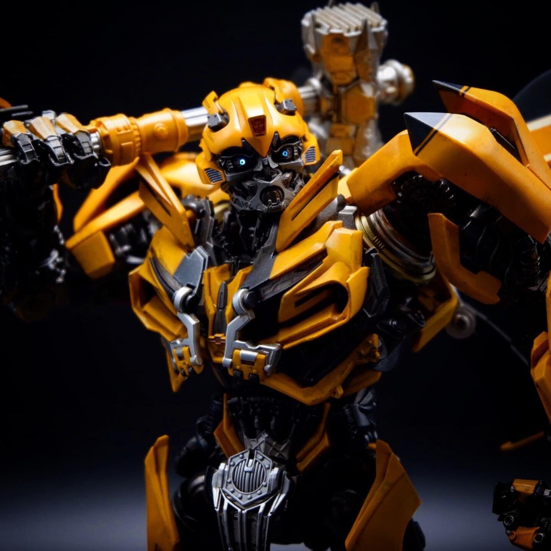 THREEZERO DLX TLK BUMBLEBEE W/ UPGRADE HEAD AND HANDS, Hobbies & Toys ...