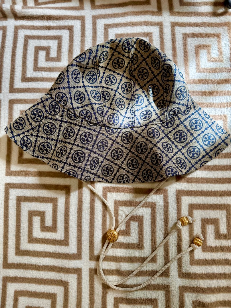 TORY BURCH MONOGRAM BUCKET HAT - ORIGINAL, Women's Fashion, Watches ...