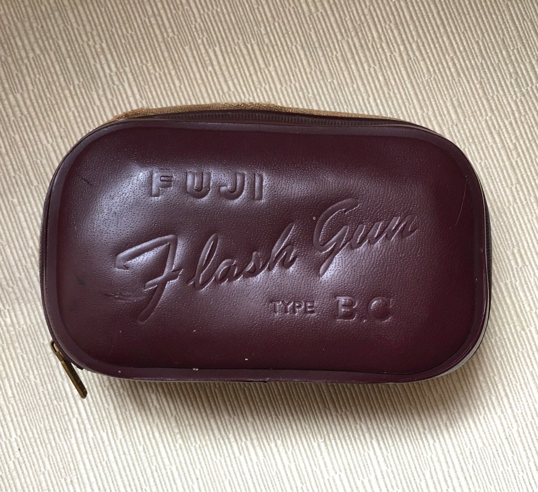 Vintage Fuji Flash Gun type B.C. Leather Case, Photography, Photography ...