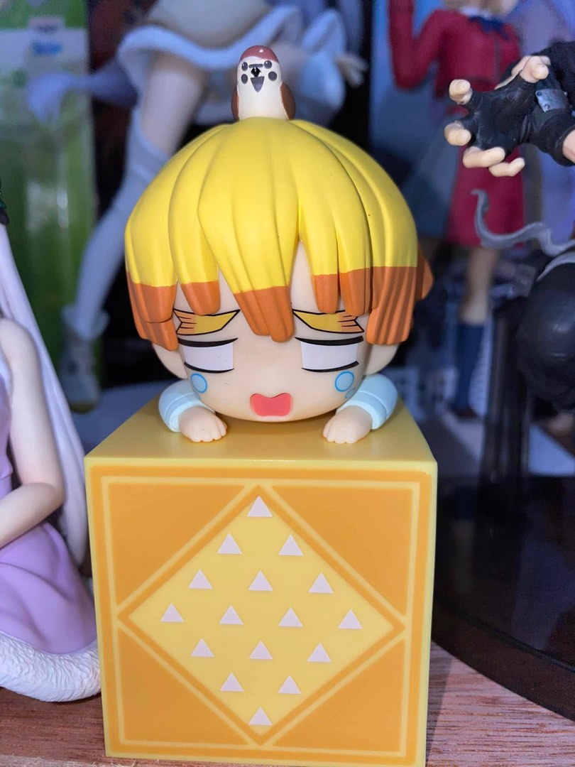 Zenitsu Hikkake with Bird - Demon Slayer, Hobbies & Toys, Toys & Games ...