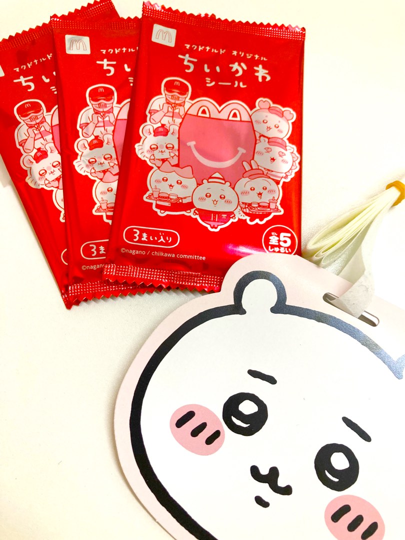 全新未開 日本 Chiikawa 麥當勞 貼紙 三包 + 非賣品紙掛牌 McDonald sticker card 小可愛 吉伊卡哇 小八 ...