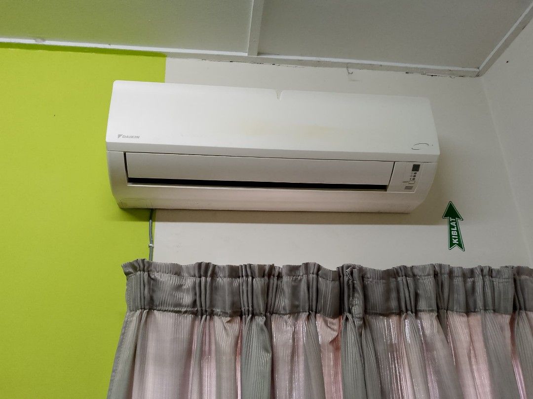 Aircond Indoor Jenama Daikin 1.0, TV & Home Appliances, Air ...