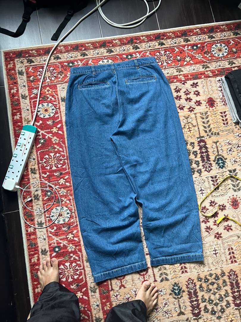 Beno Baggy Jeans, Men's Fashion, Bottoms, Jeans on Carousell