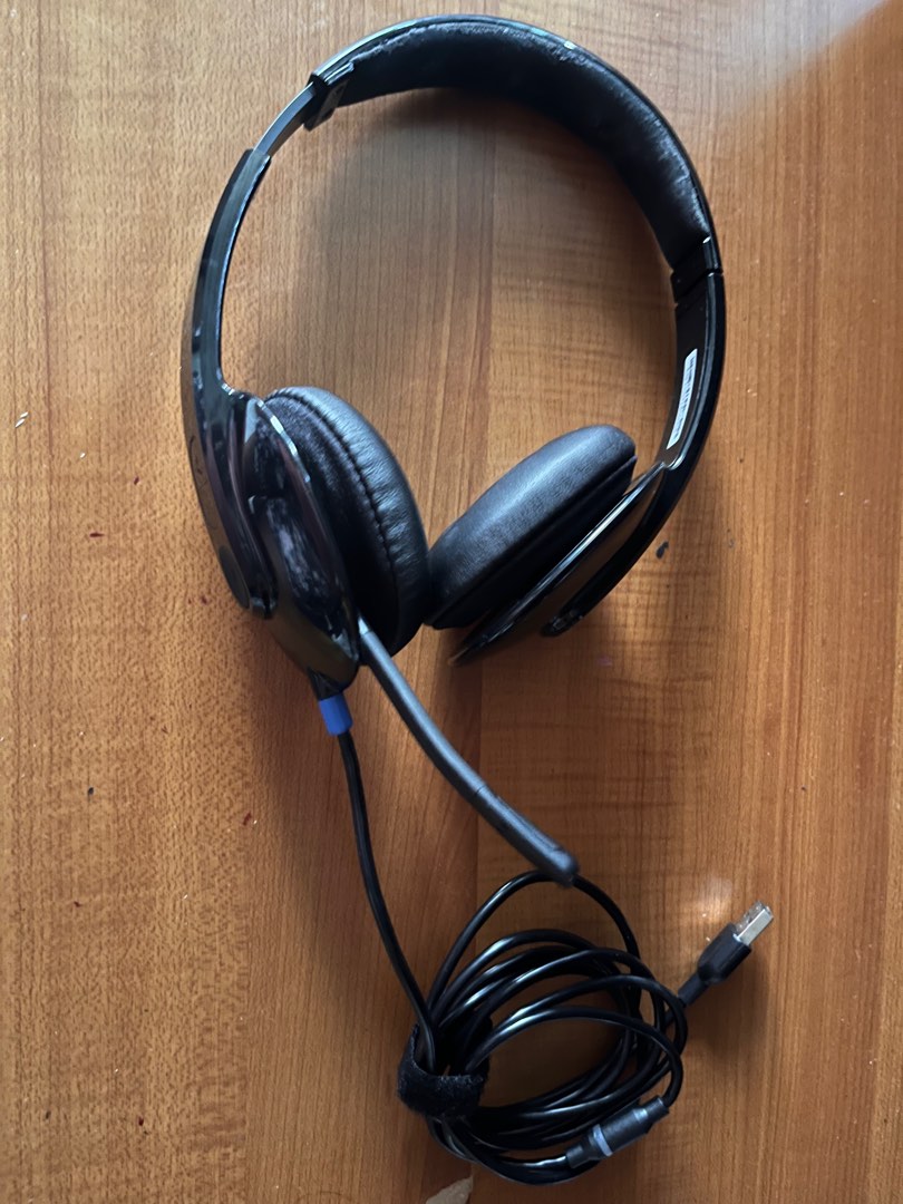 [CLEARANCE] Logi wired headset with mic, Audio, Headphones & Headsets ...