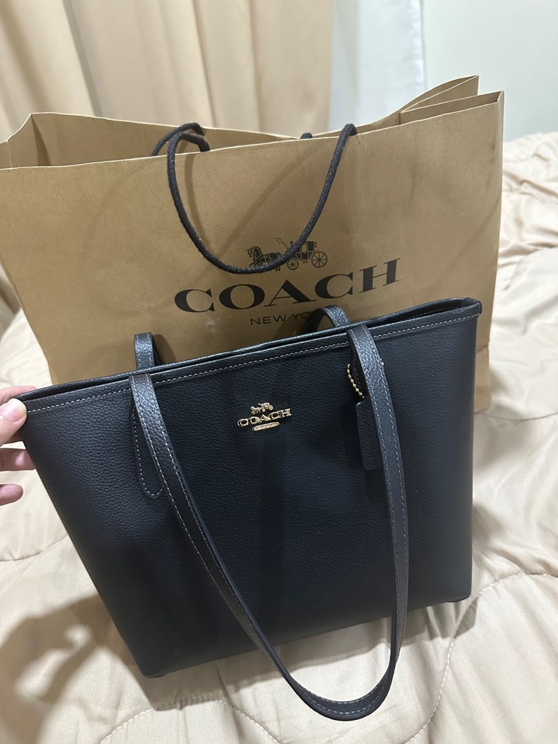 Coach Small City Tote (ORIGINAL), Luxury, Bags & Wallets on Carousell