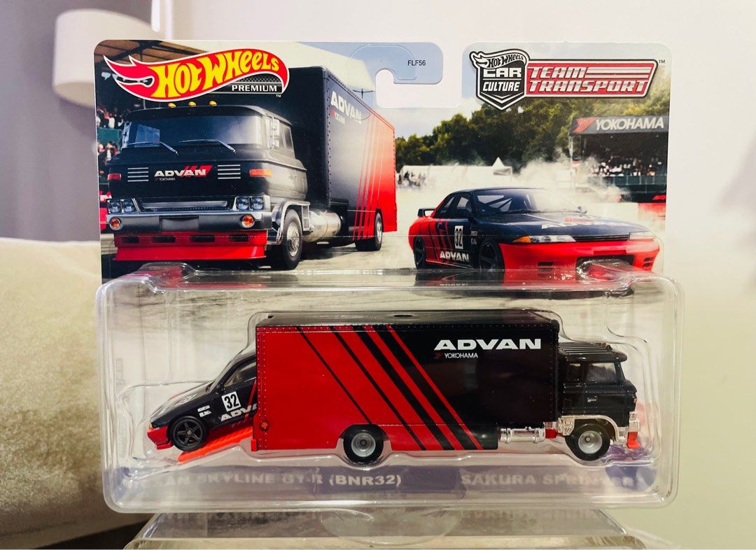 Hotwheels Transporter Nissan Skyline GT-R32 Sakura Sprinter Advan ...