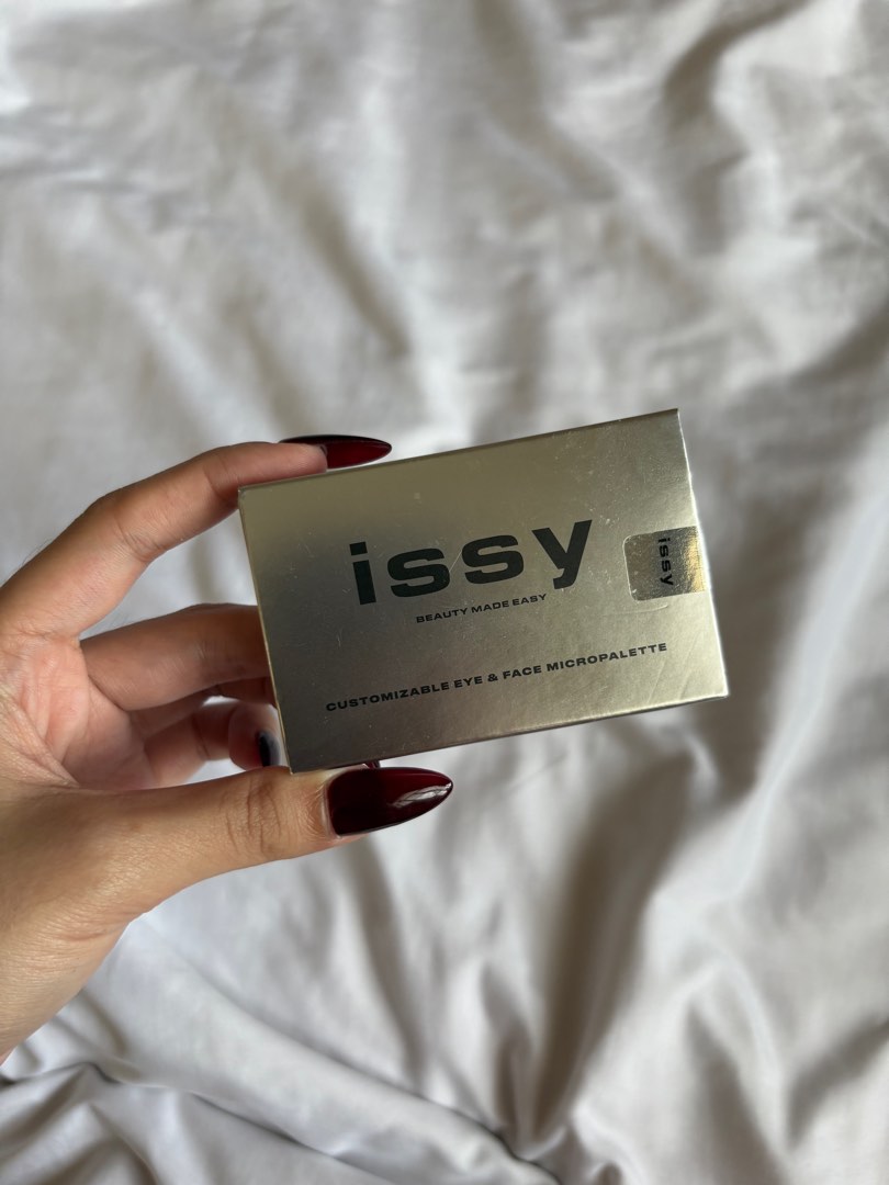 Issy Micro Palette, Beauty & Personal Care, Face, Makeup on Carousell