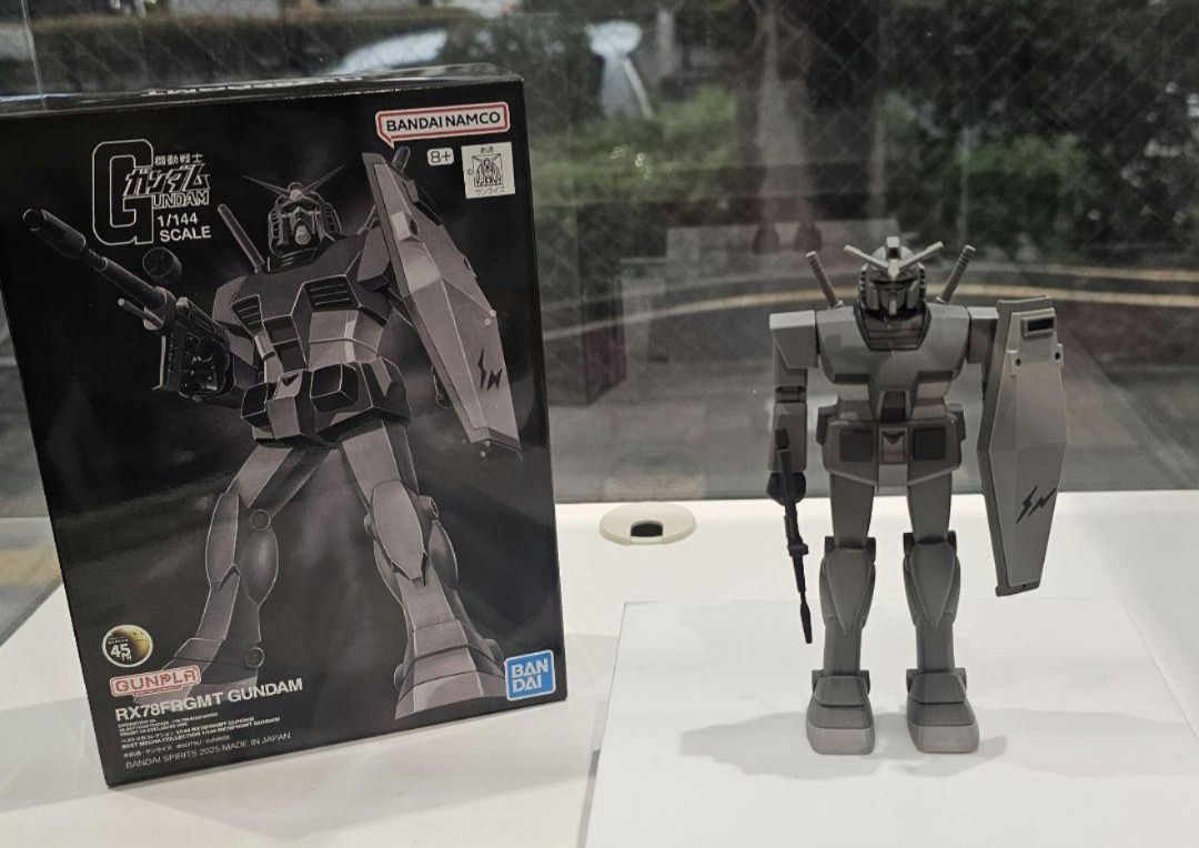 *Japan Preorder* Gundam x Fragment Design MG 1/100 RX78FRGMT designed ...