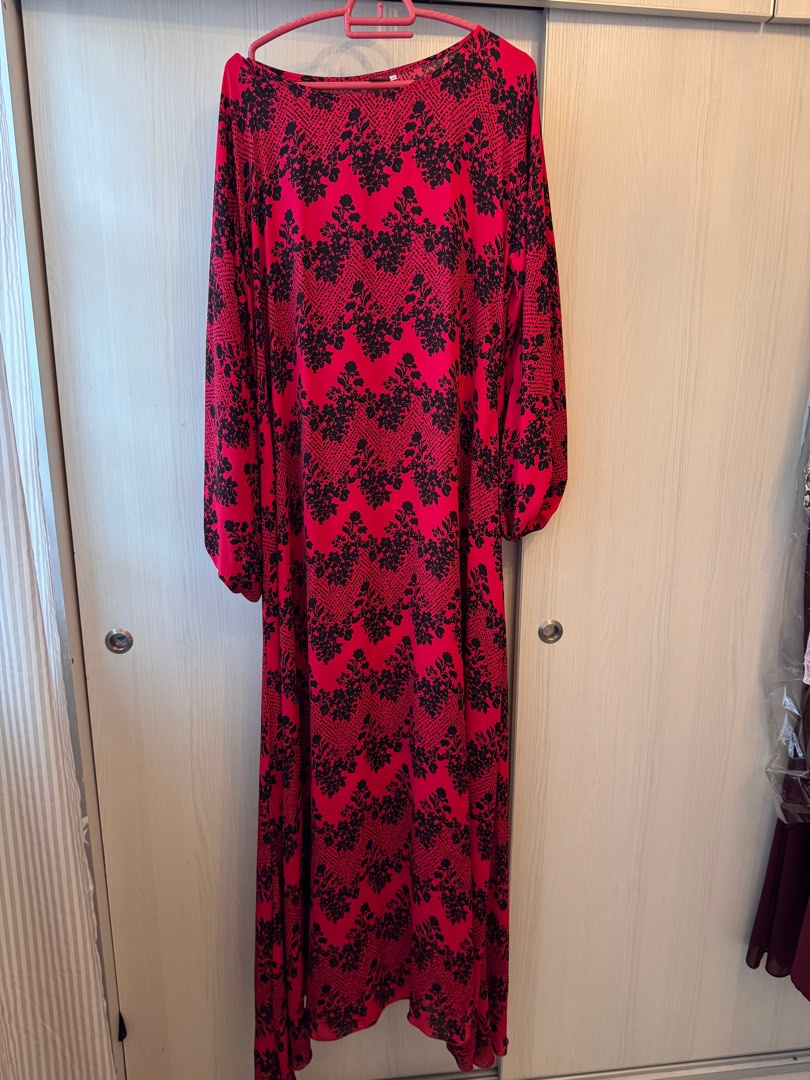 Jubah Raya, Women's Fashion, Muslimah Fashion, Kaftans & Jubahs on ...