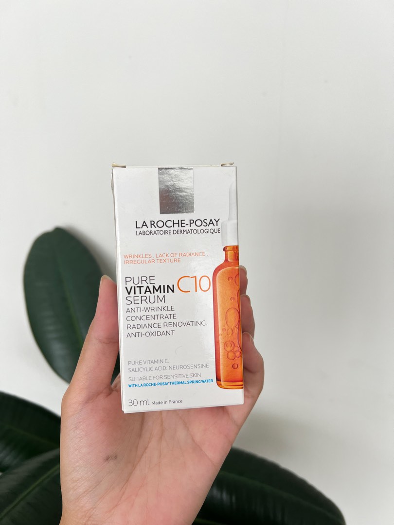 La Roche Posay brightening vit C serum, Fesyen Wanita, Aksesoris di ...