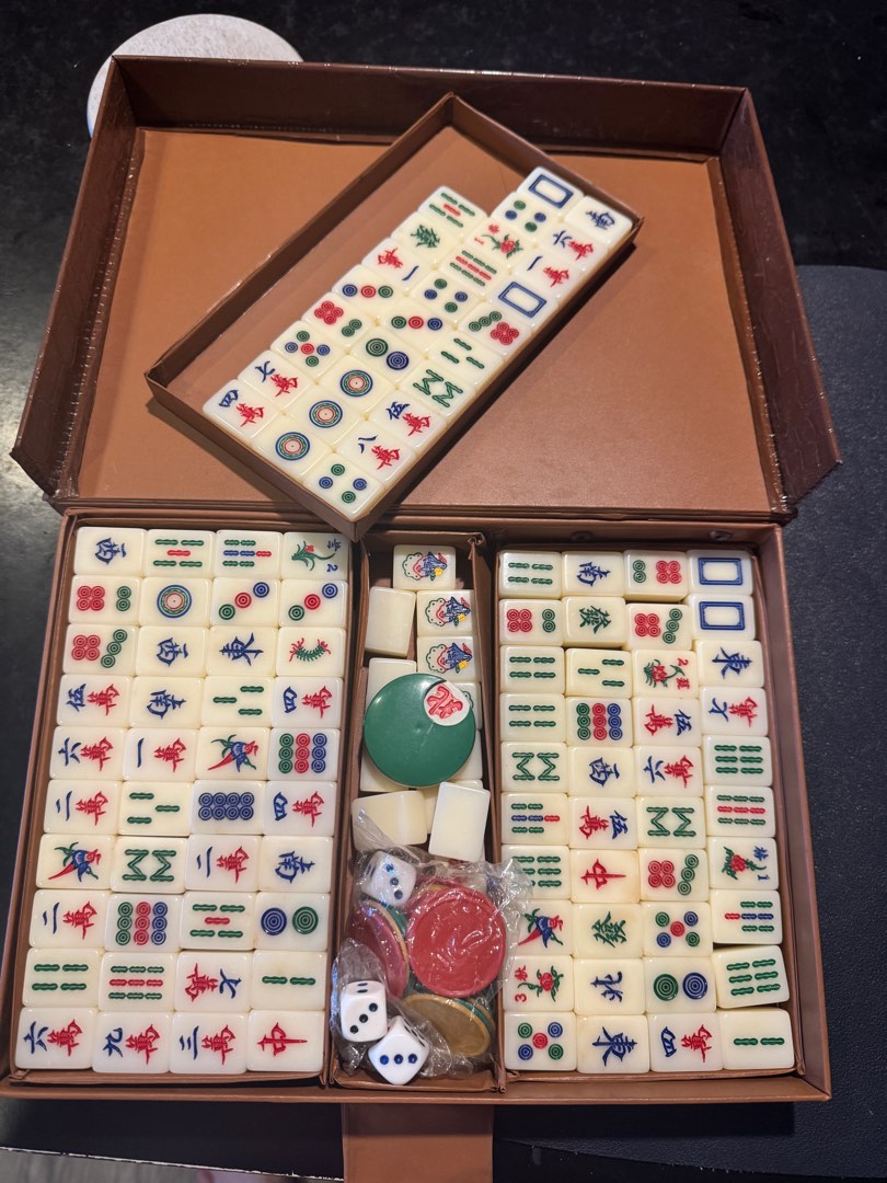Mini Mahjong Set, Hobbies & Toys, Toys & Games on Carousell