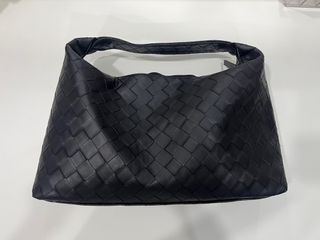 Nobat Sip Shoulder, Women's Fashion, Bags & Wallets, Shoulder Bags on ...