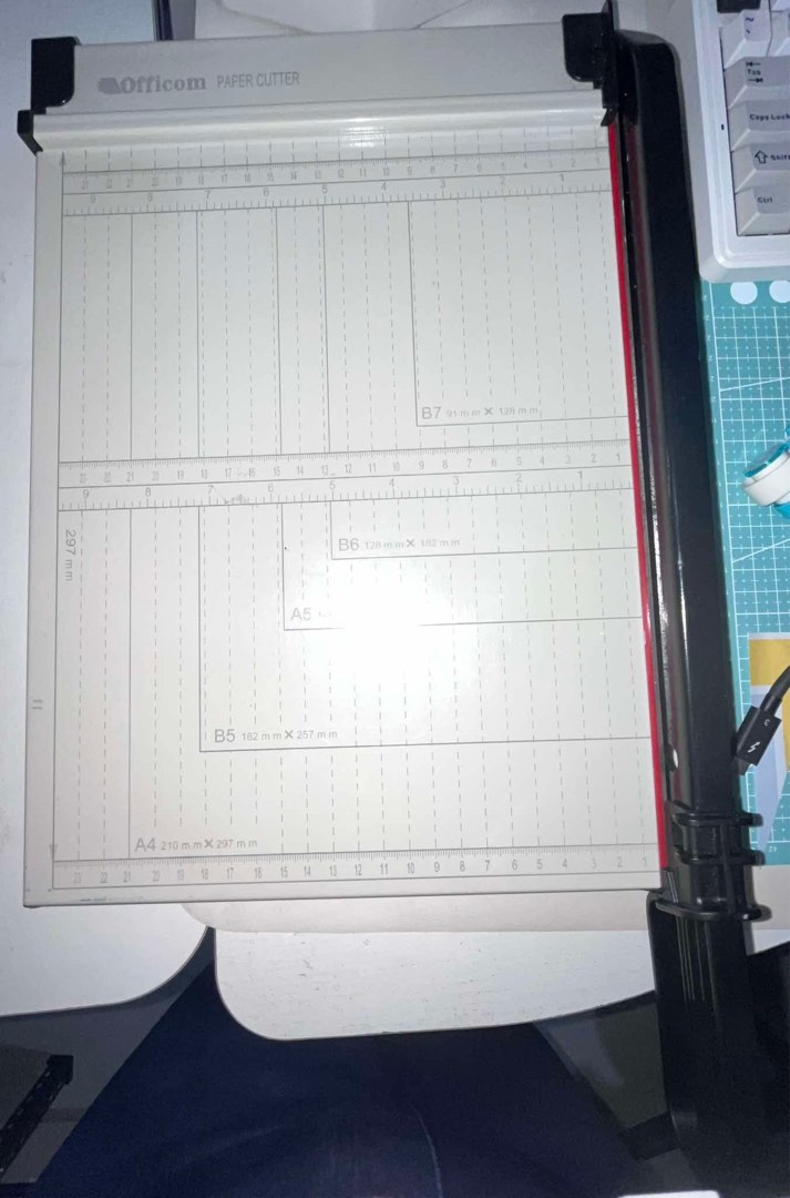 Officom paper cutter, Hobbies & Toys, Stationary & Craft, Craft ...