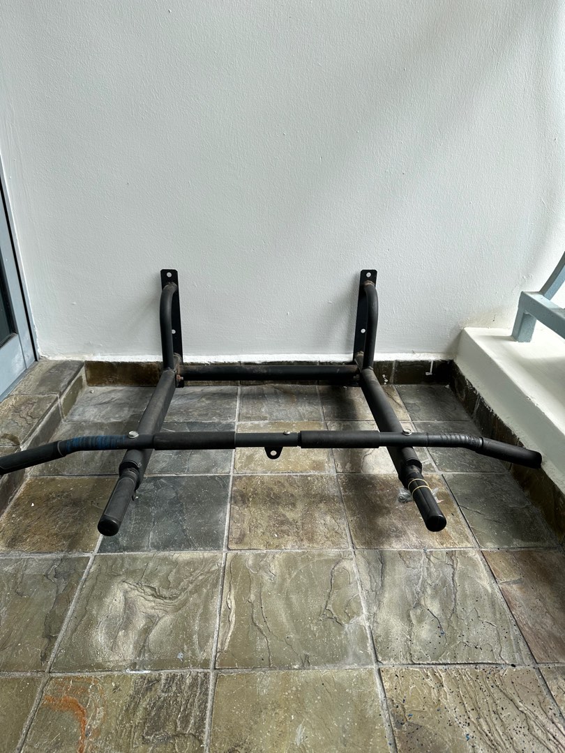 Pull Up Bar, Sports Equipment, Exercise & Fitness, Toning & Stretching ...