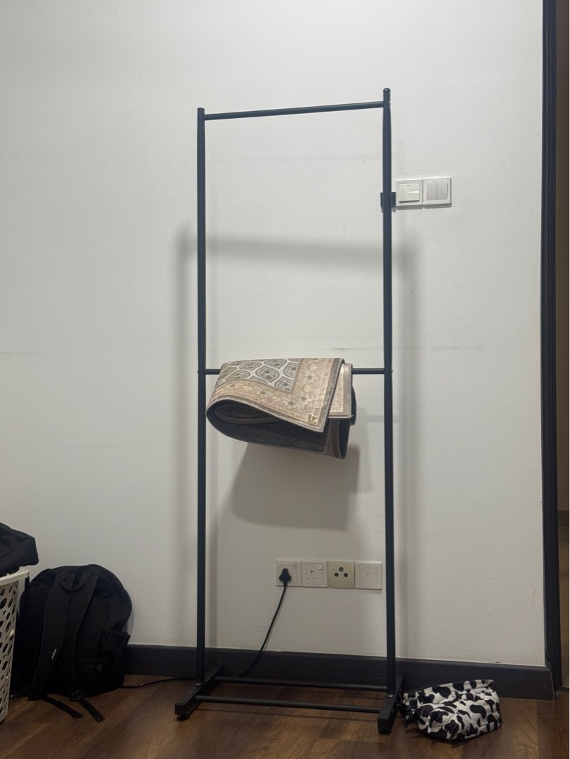 Rack towel, baju, sejadah, telekung, Furniture & Home Living, Furniture ...